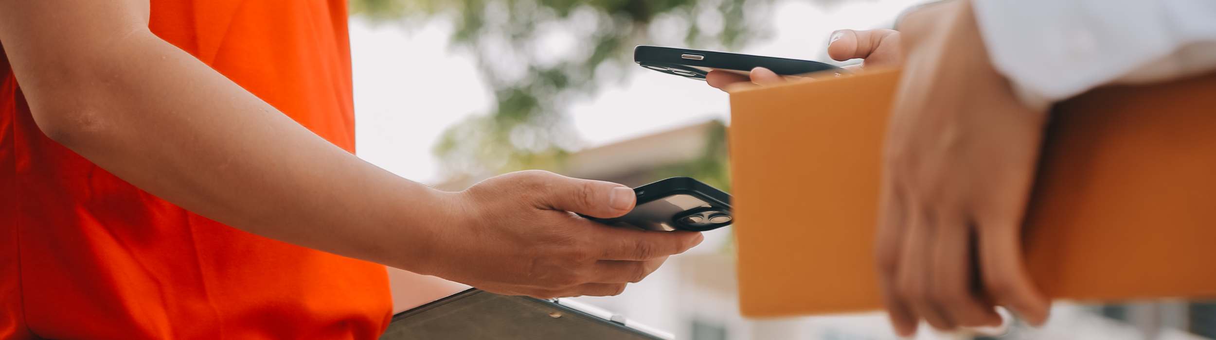 Spedire pacchi con FedEx: servizi affidabili e tariffe vantaggiose su ...